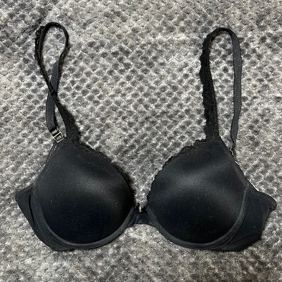 Soma | Intimates & Sleepwear | Soma Embraceable Push Up Lace Trim Bra ...